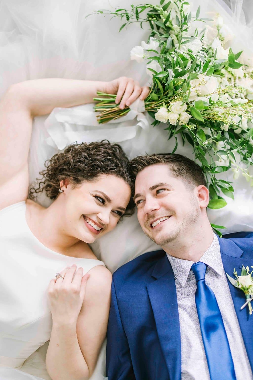 How to Perfect a Minimalist Wedding Style for the Ultimate Big Day | HCB