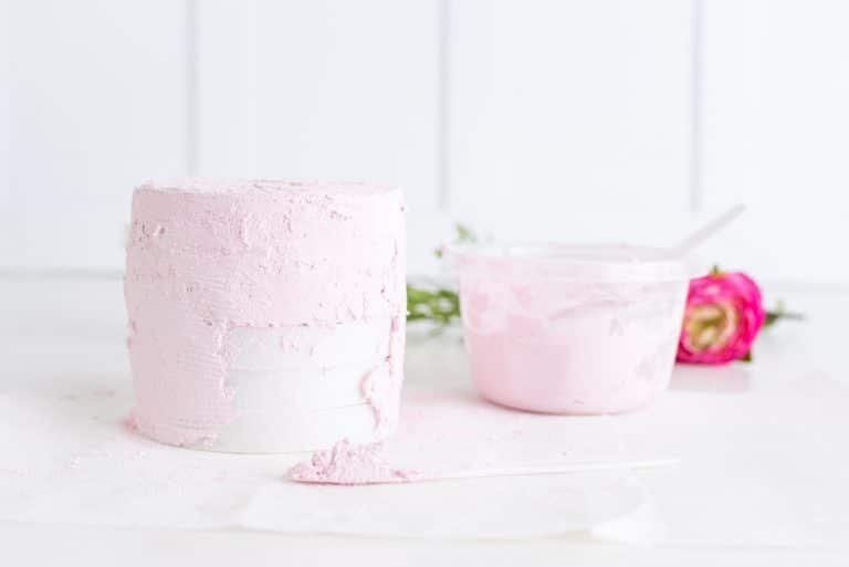 How to Make an Absolutely Adorable Spring Fake Cake